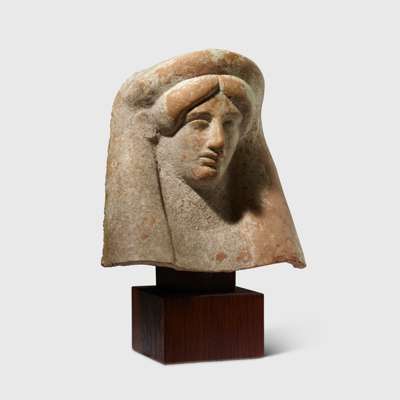 ANCIENT GREEK TERRACOTTA PROTOME OF A LADY EASTERN MEDITERNENA, C. 5TH ...