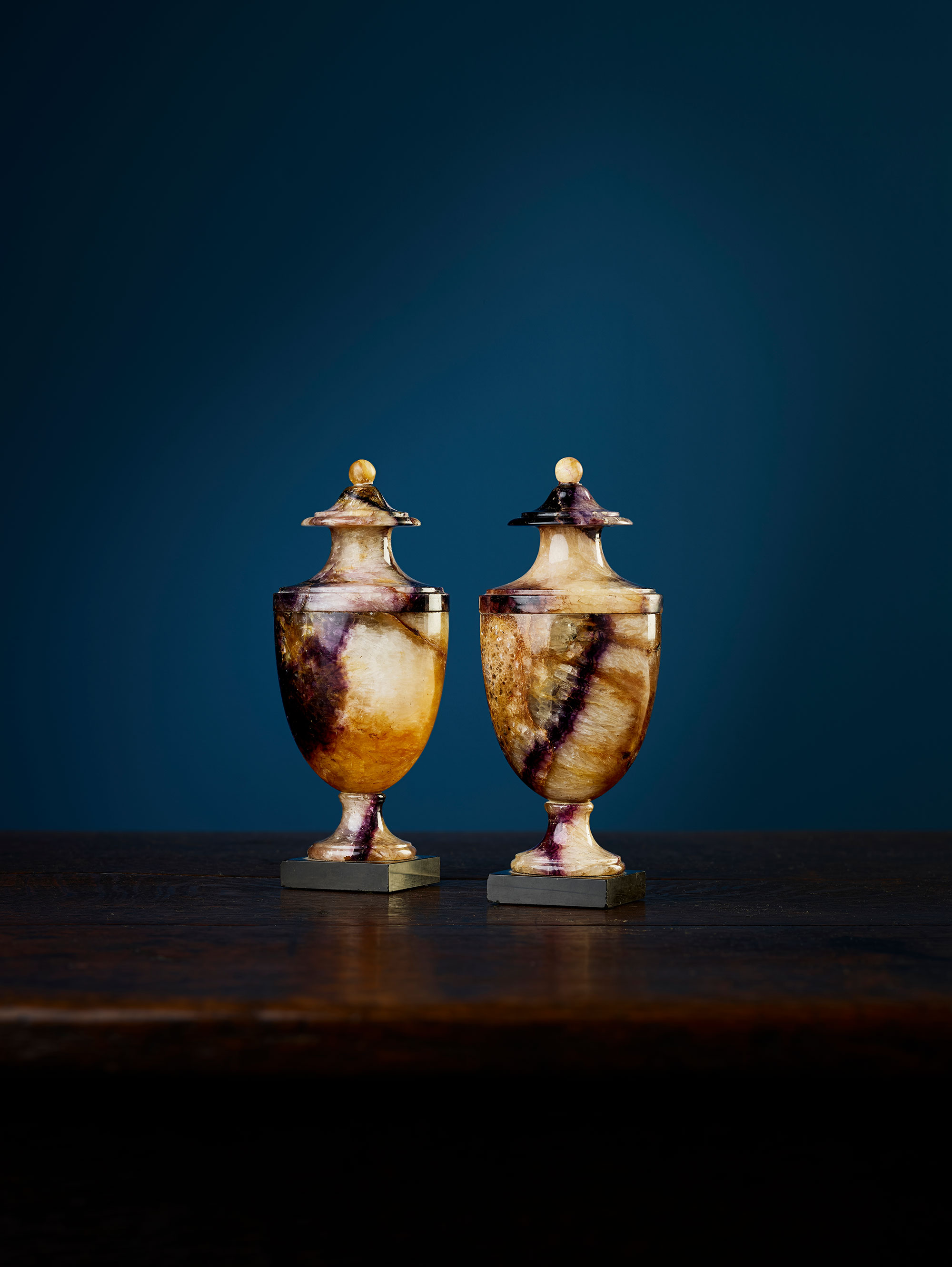 ENGLISH, REGENCY PERIOD PAIR OF URNS, EARLY 19TH CENTURY | 19 March 2025