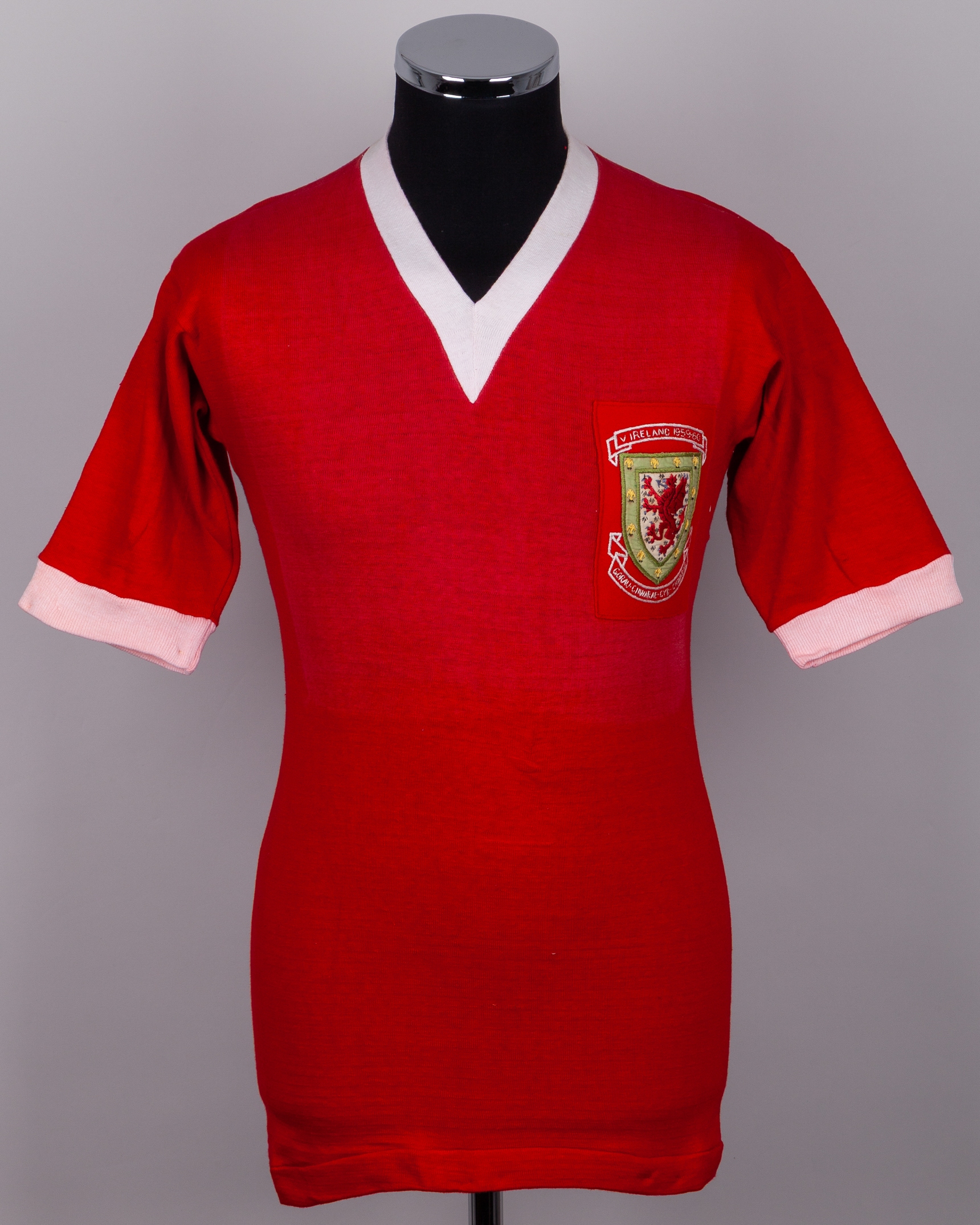 Phil Woosnam No.8 Wales v. Northern Ireland match worn short-sleeved ...