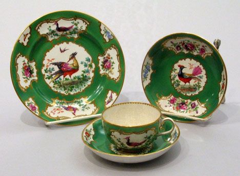 Past auction: An English Porcelain Dessert Service 19th century ...